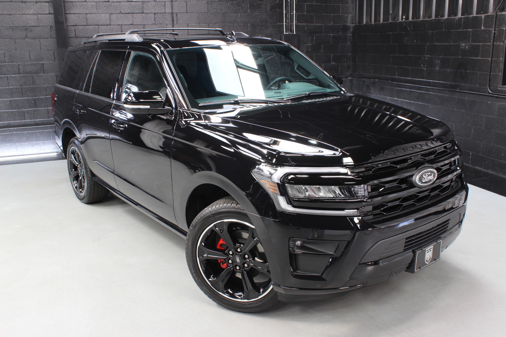 2022 Ford Expedition Limited Black