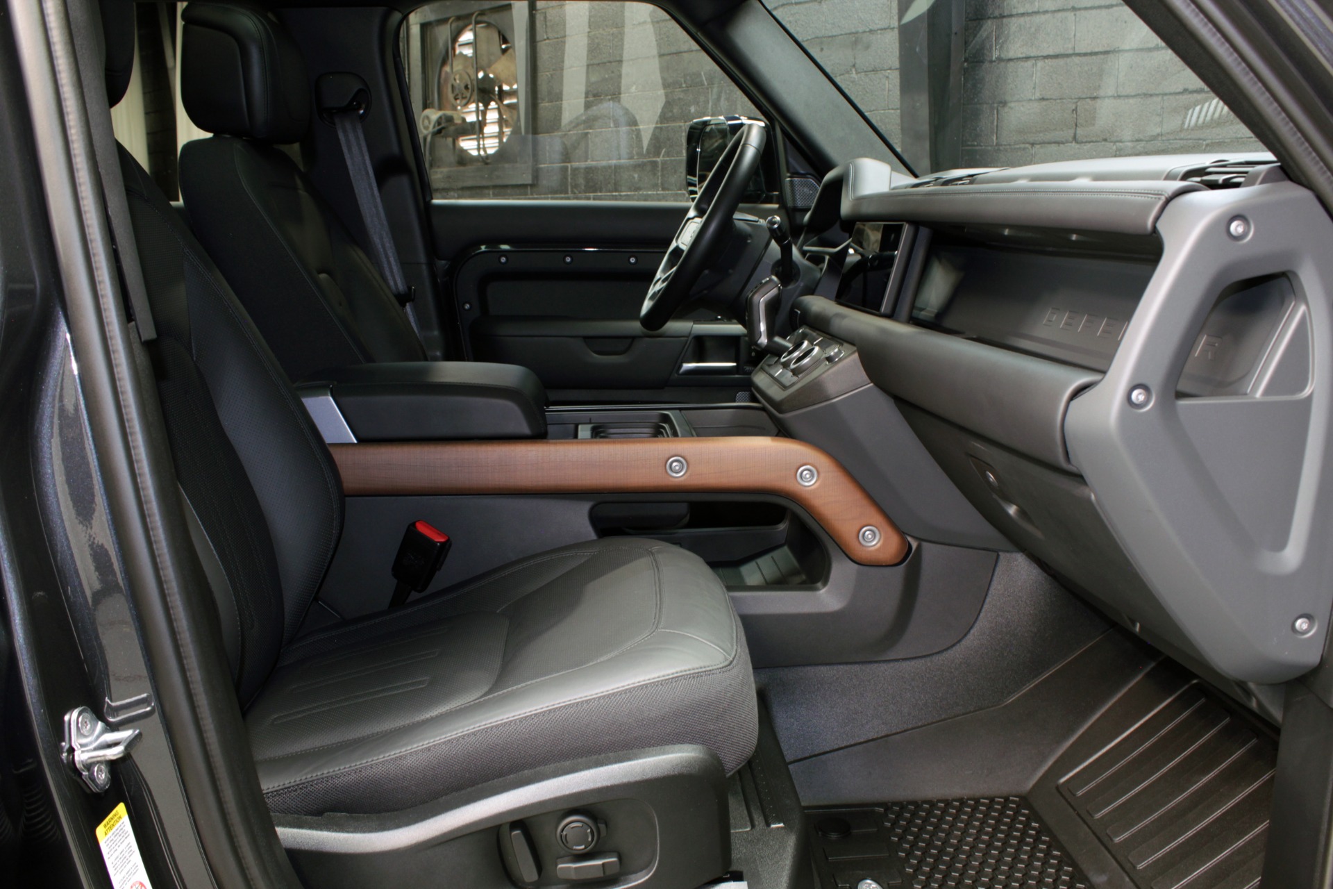 Land Rover Defender Interior 2022